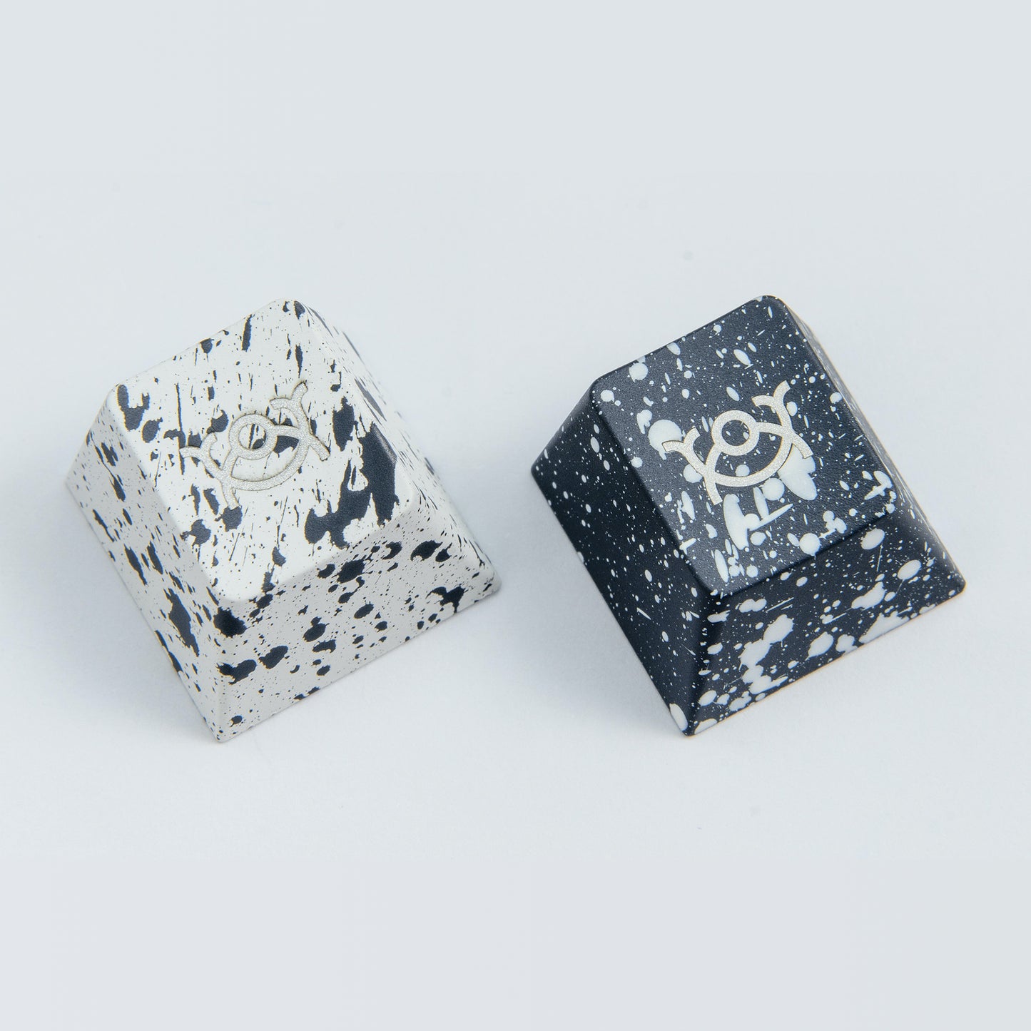 GMK Honor - Artisan Keycaps